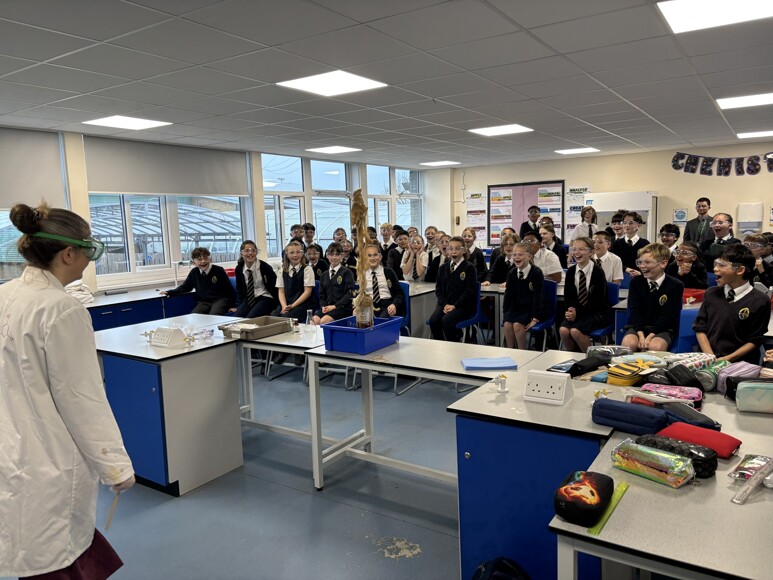 Chemistry Week - News - Samuel Ryder Academy